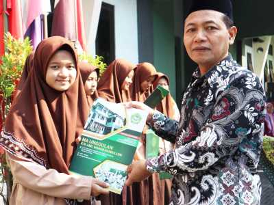 MA UNGGULAN K.H. ABD. WAHAB HASBULLOH